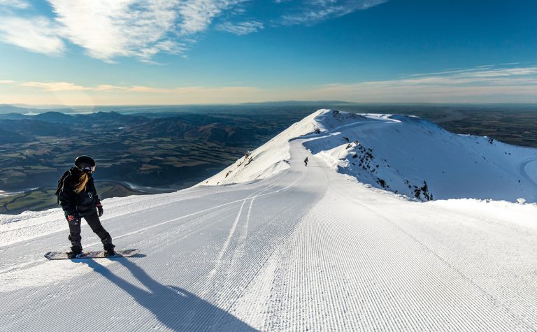 Mt Hutt Skiing New Zealand | Ski Express