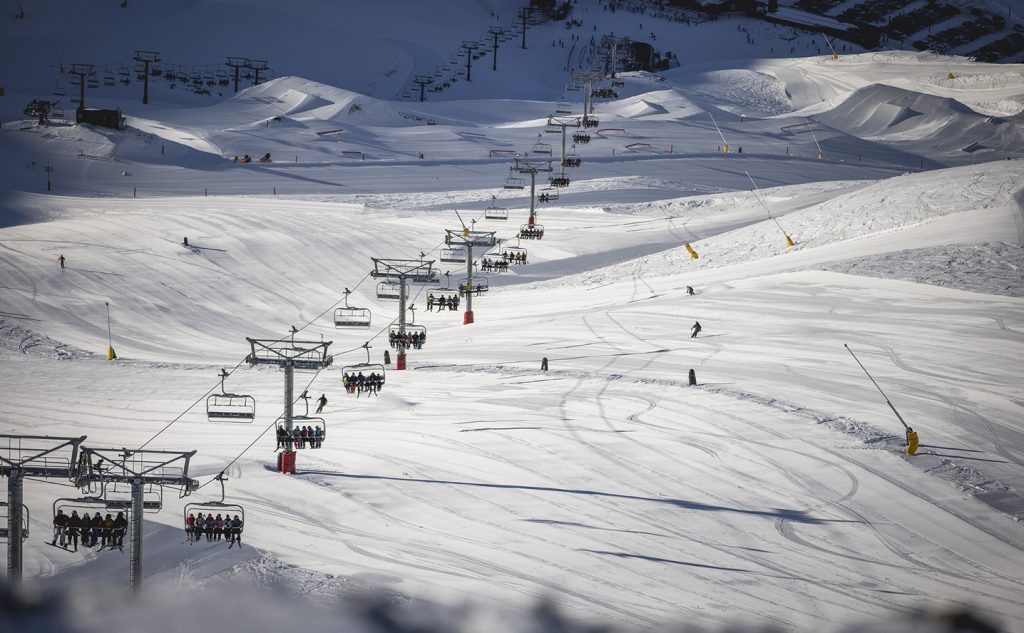 Mt Hutt Skiing New Zealand | Ski Express Mt Hutt Skiing New Zealand | Ski Express